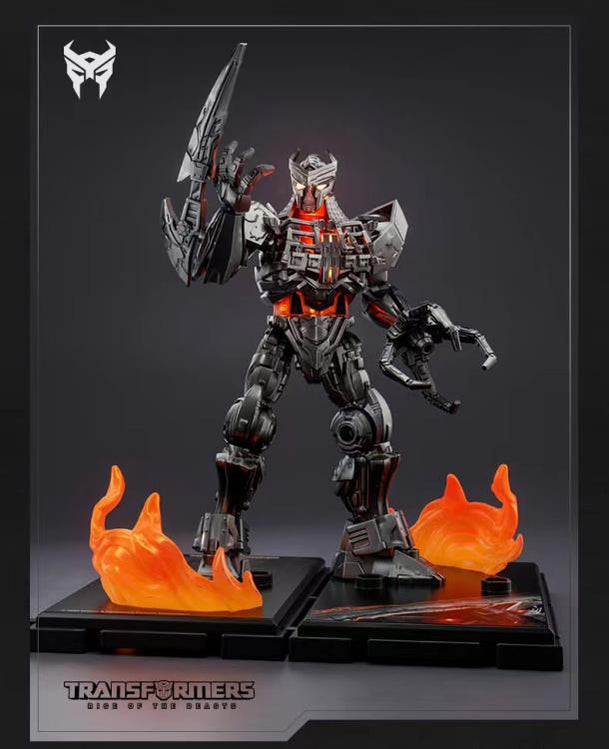 Blokees Transformers Scourge Classic Class - Plastic Model Kit — Ani Mecha
